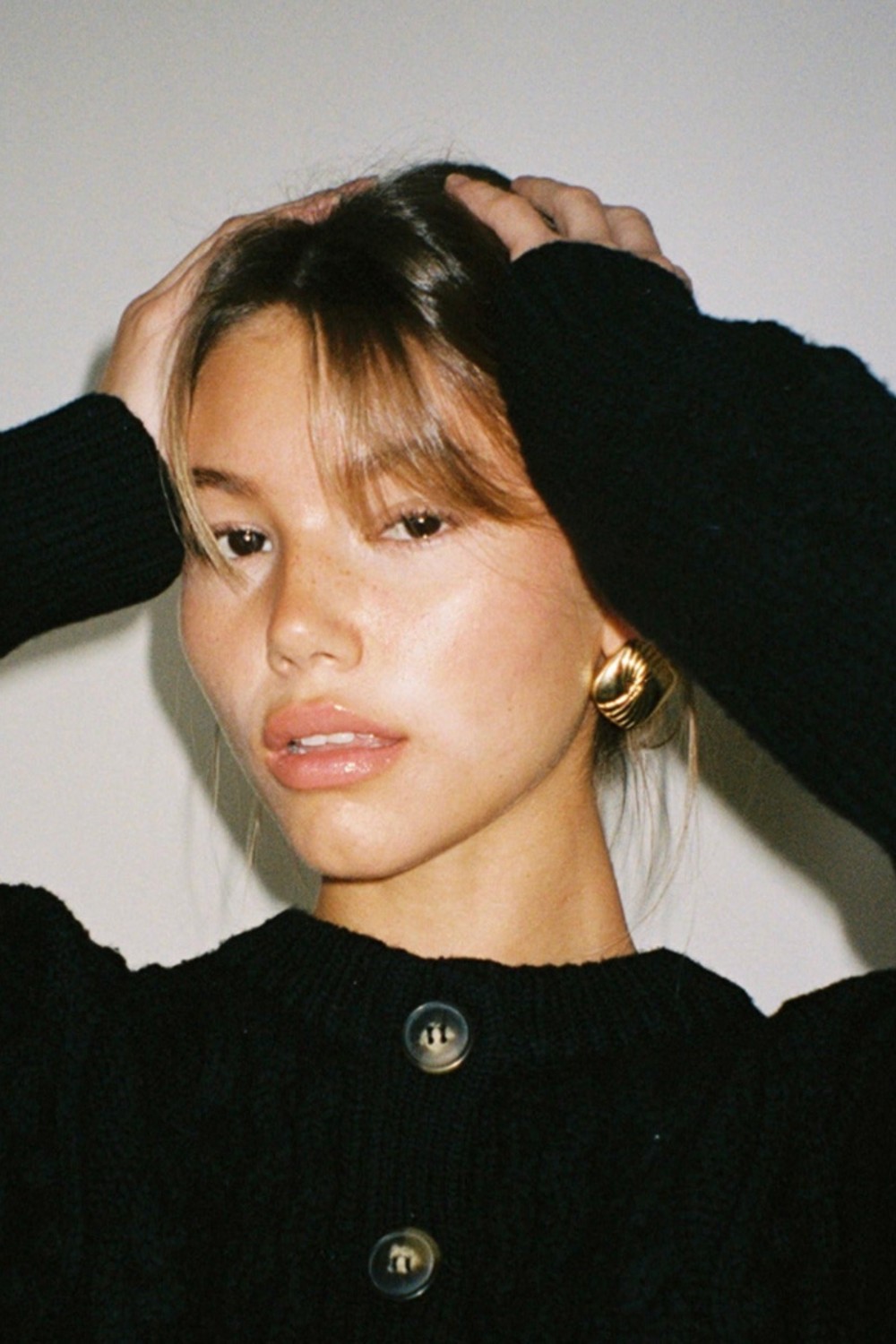 Heaven Mayhem Tabi Earrings Gold | Stylerunner