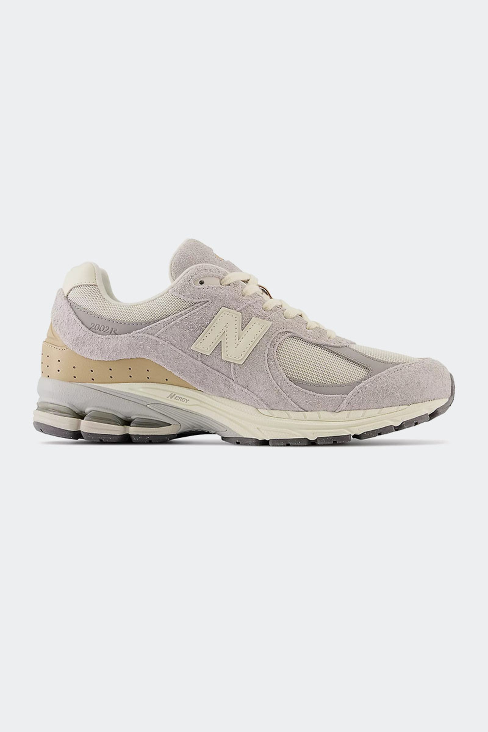 New Balance 2002R Cream | Stylerunner