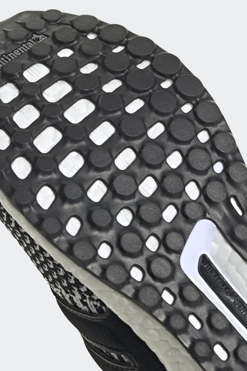 adidas Ultraboost 5.0 DNA Core Black/Core Black/Ftwr White | Stylerunner