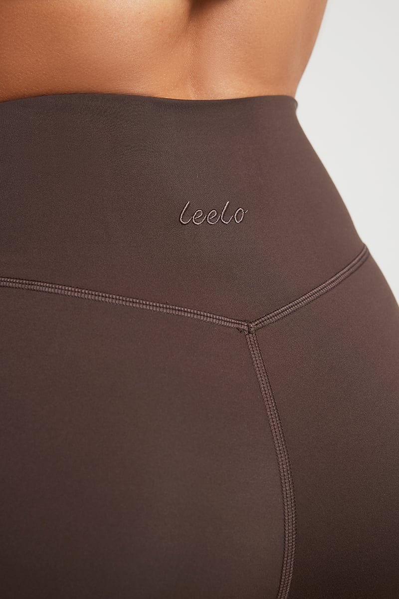 Leelo Active Signature Full Length Legging Mocha | Stylerunner