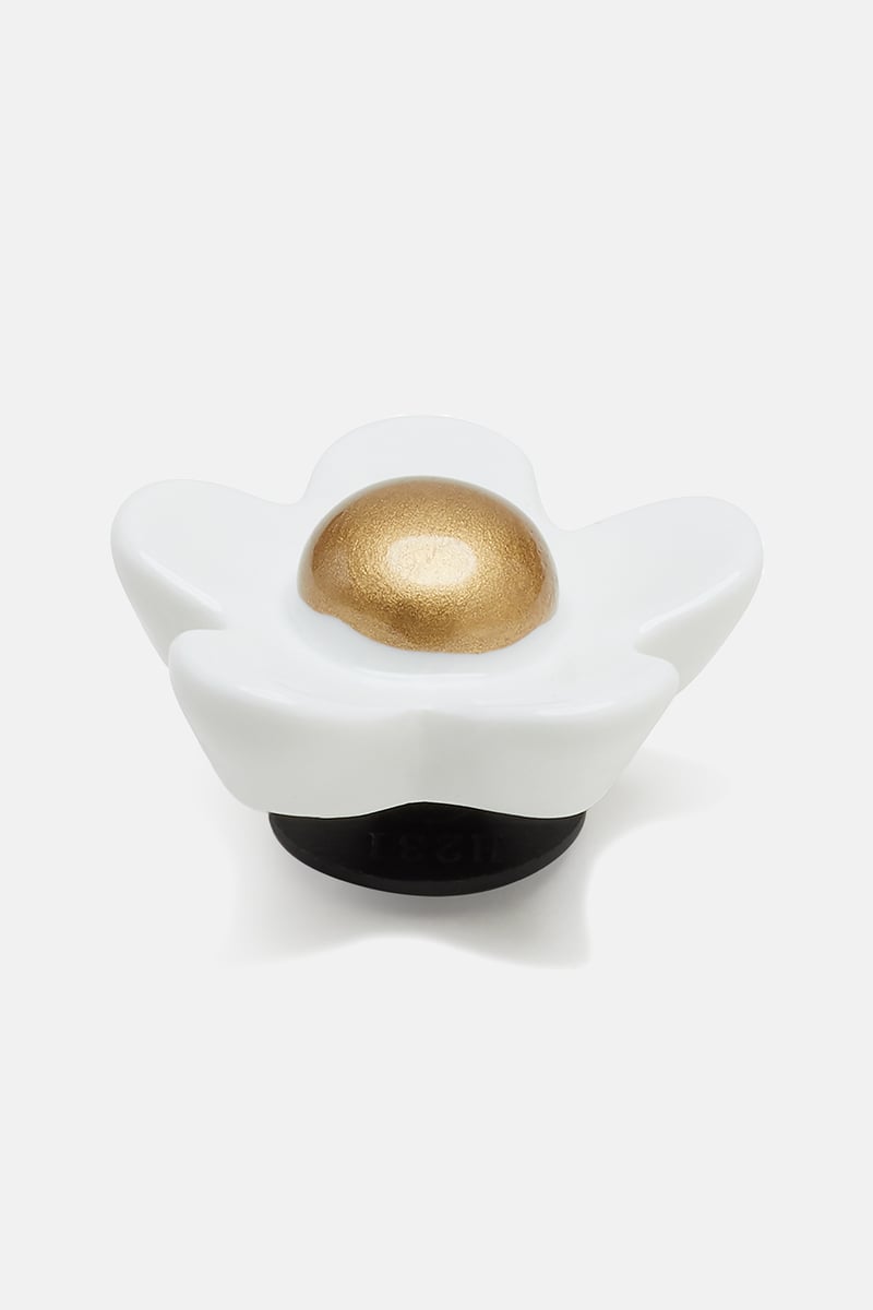 Crocs White Daisy Jibbitz Gold | Stylerunner