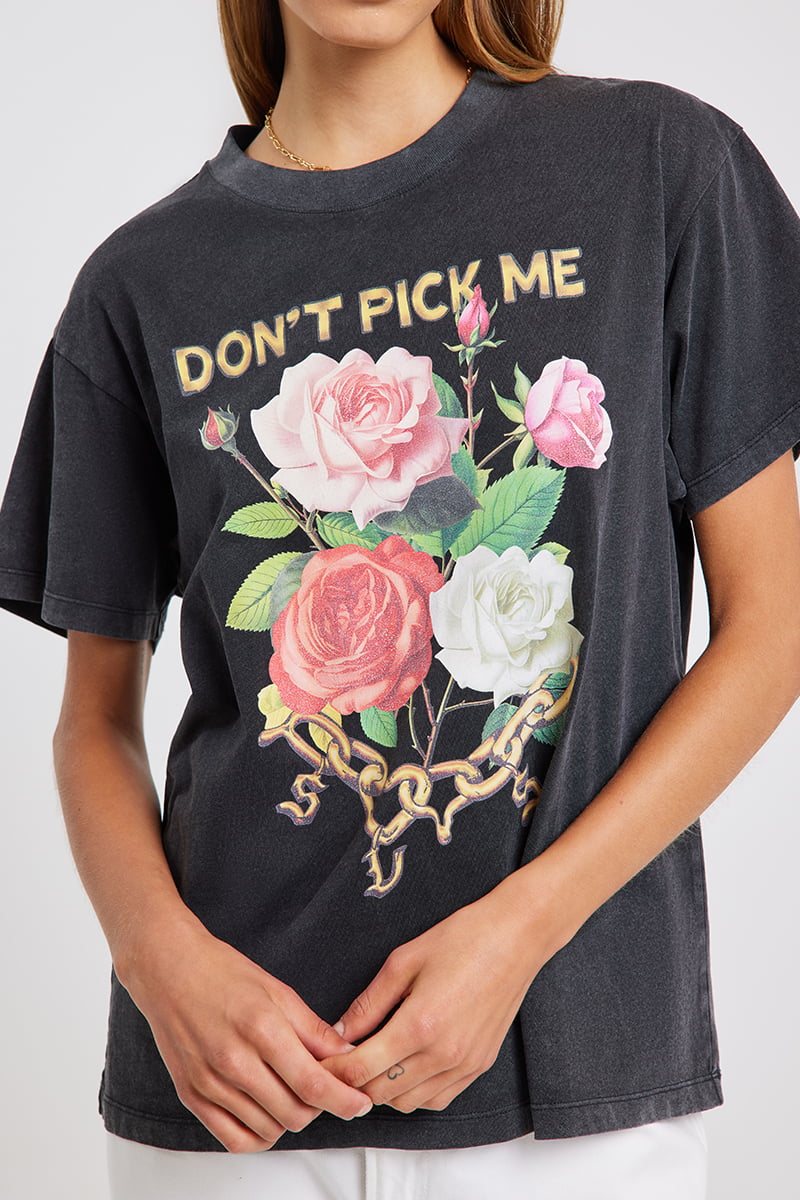 SOMETHING VERY SPECIAL Dont Pick Me Graphic Boxy Tee Vintage Black ...