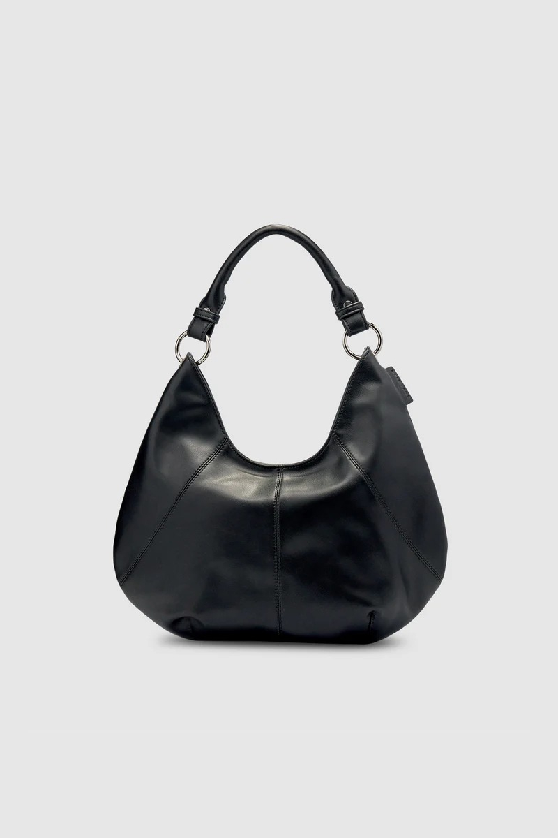 Brie Leon | Stylerunner