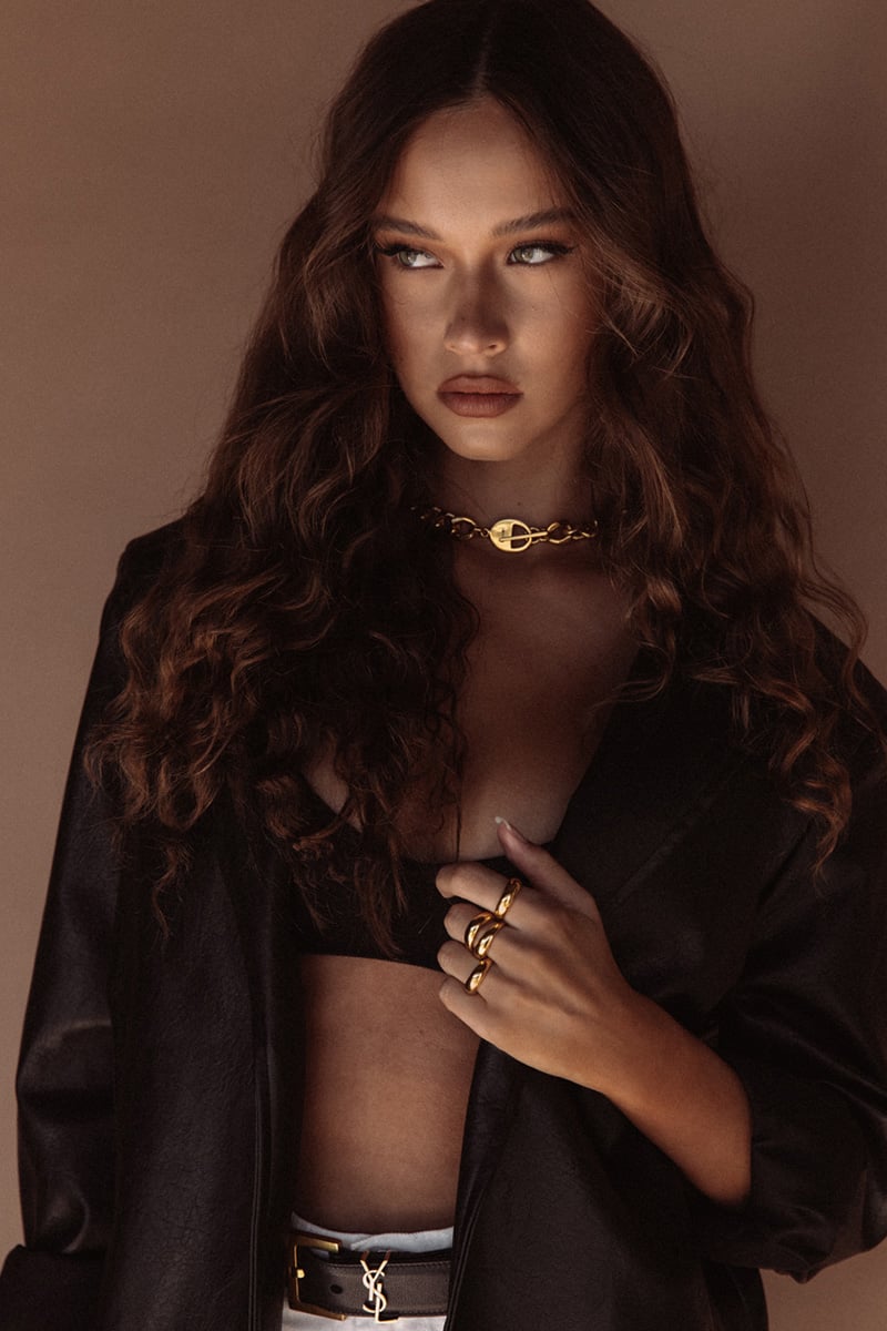 Cendre Pia Ring Gold | Stylerunner