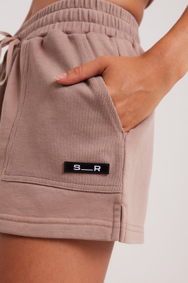 Stylerunner Repose Rib Shorts Mushroom | Stylerunner