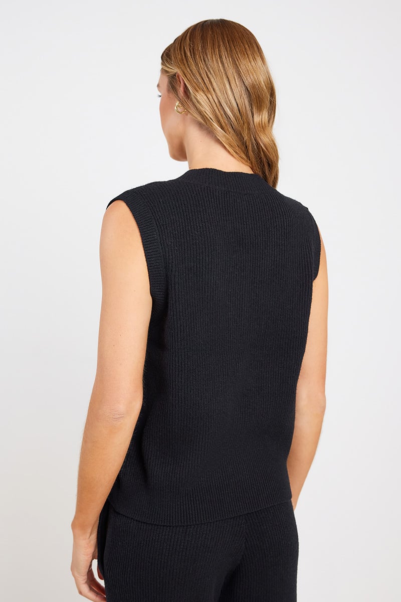 Stylerunner Solace Rib Knit Vest Onyx | Stylerunner