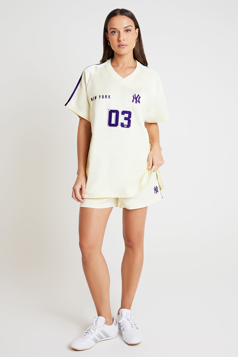 Majestic Mesh Stripe Football Tee Butter/Navy | Stylerunner