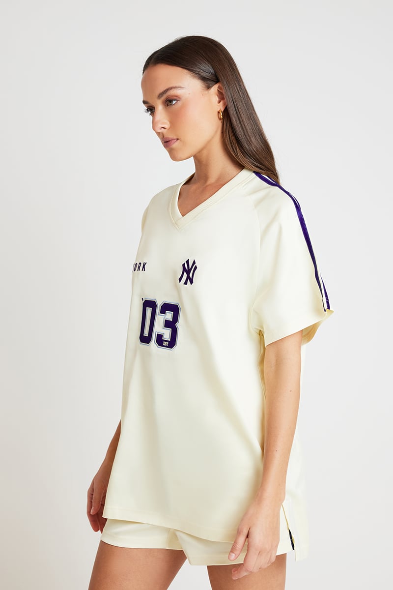 Majestic Mesh Stripe Football Tee Butter/Navy | Stylerunner