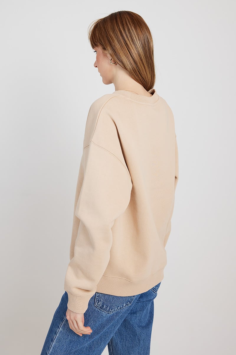 Ena Pelly Logo Relaxed Sweater Logo Relaxed Sweater Camel | Stylerunner