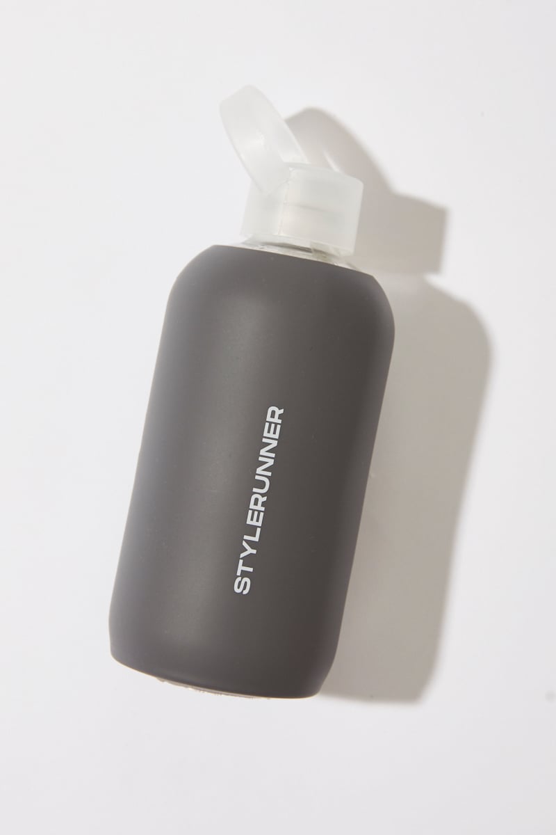 Stylerunner Carry Me Glass Bottle Charcoal | Stylerunner