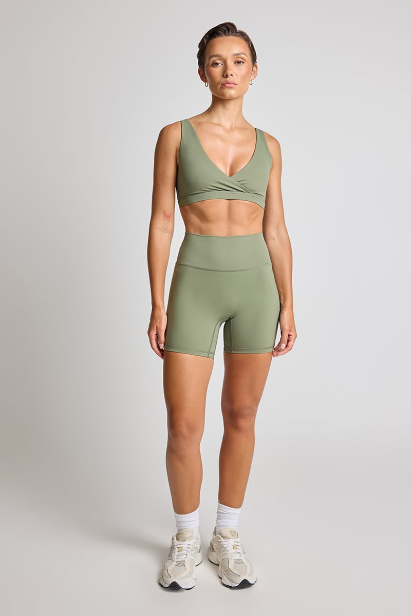 Leelo Active Sculpt Crop Khaki | Stylerunner