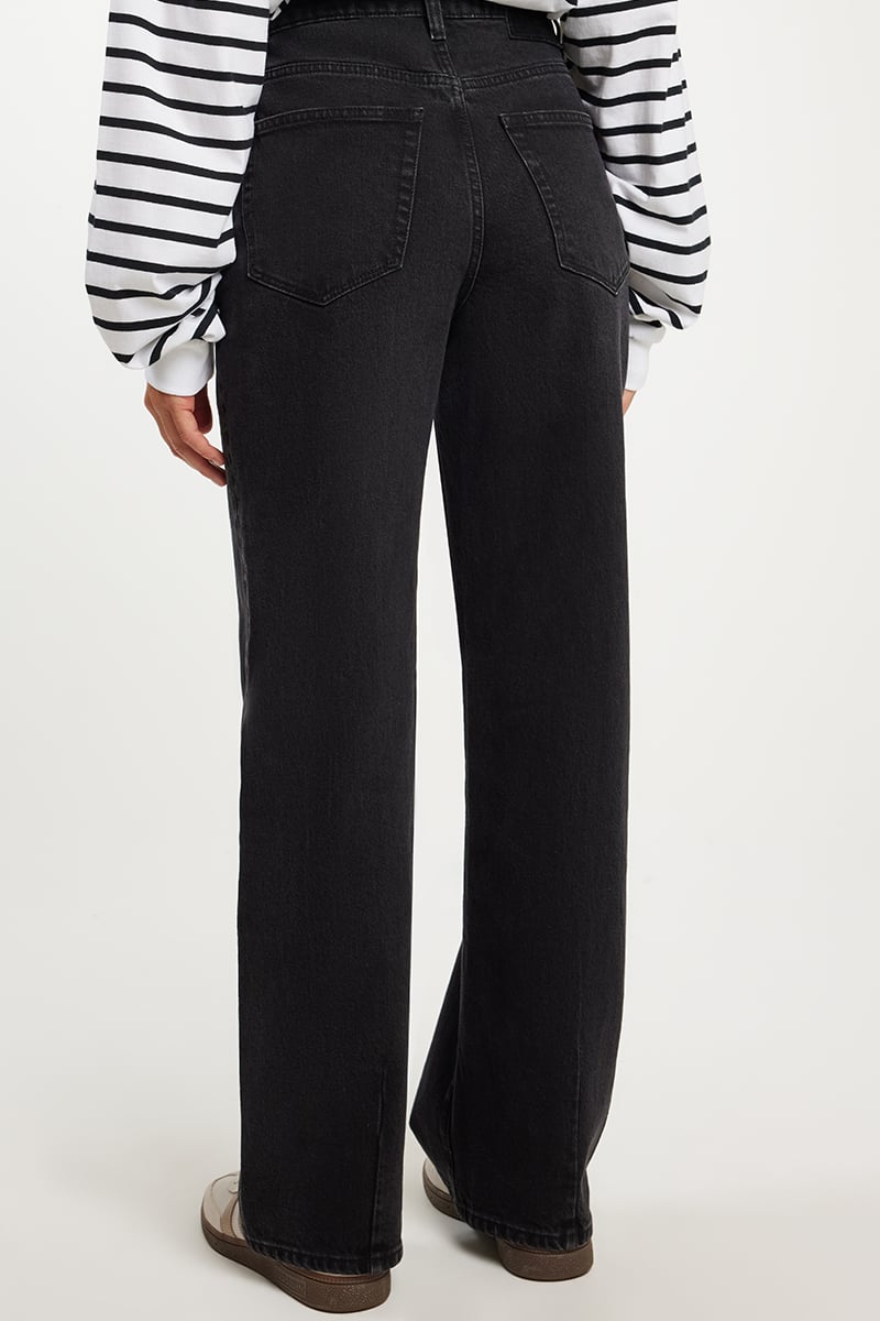 Neuw Denim Coco Relaxed Denim Jean Washed Black | Stylerunner