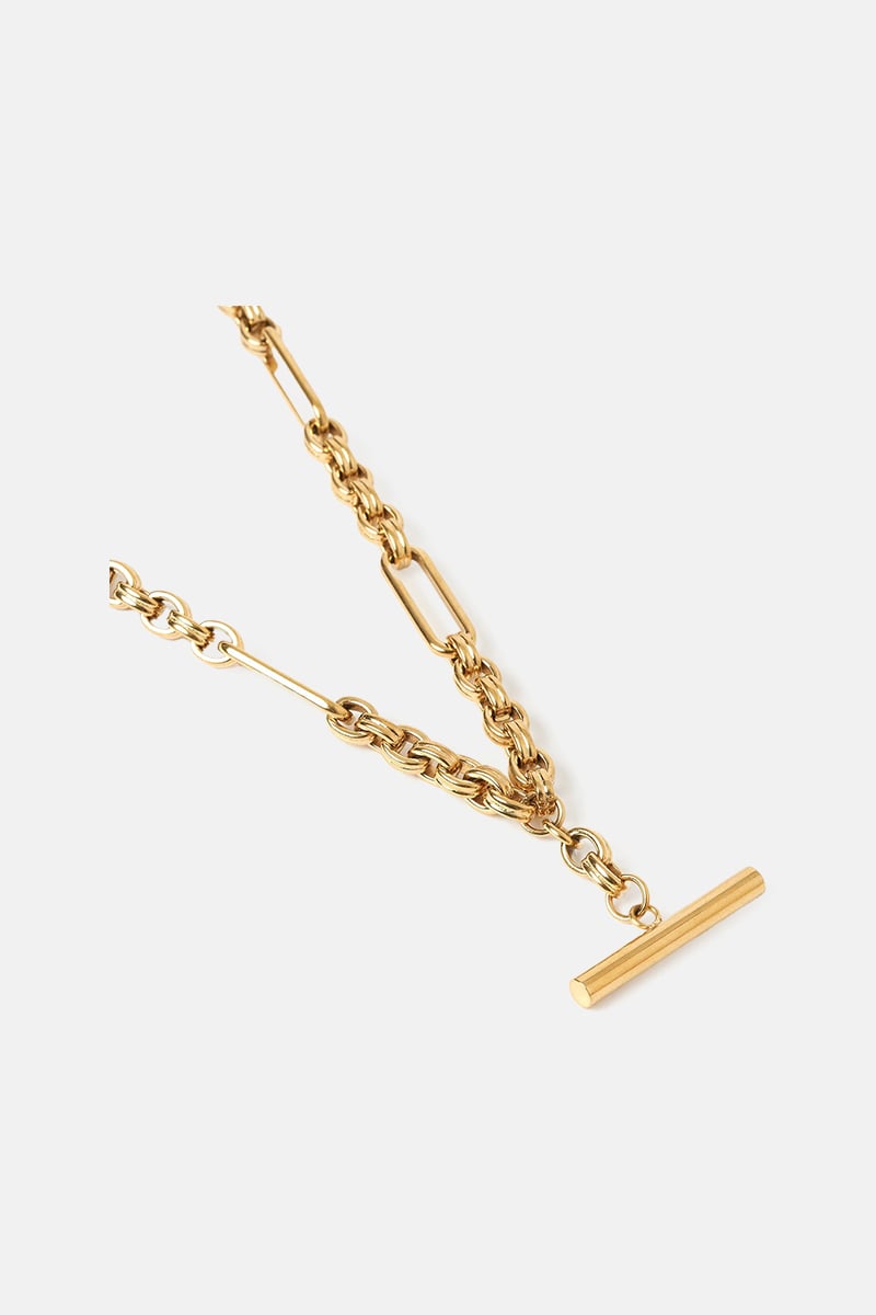 Arms of Eve Duke Necklace Gold | Stylerunner