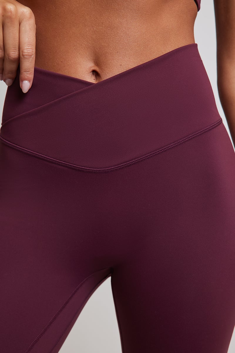 Stylerunner Adaption Crossover Full Length Tight Plum | Stylerunner