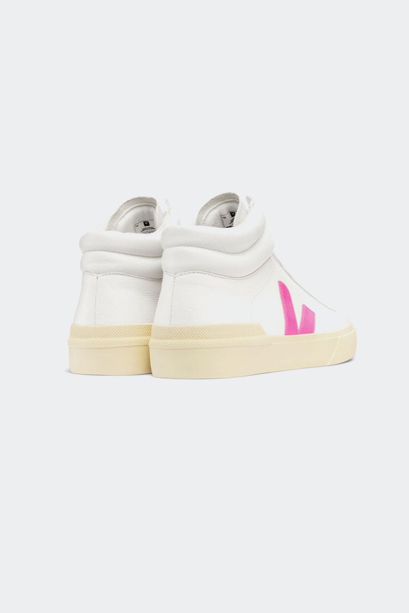 Veja Minator Chromefree Extra White/Sari Butter | Stylerunner